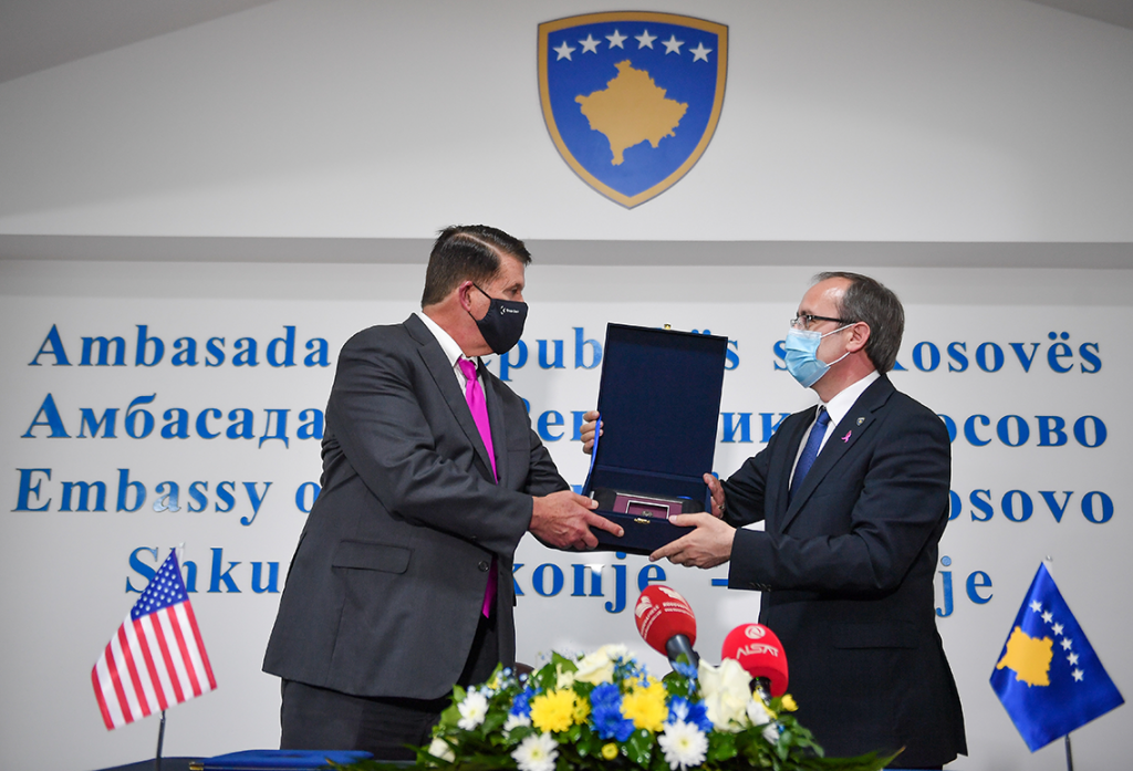 3 shtete - Top Stories