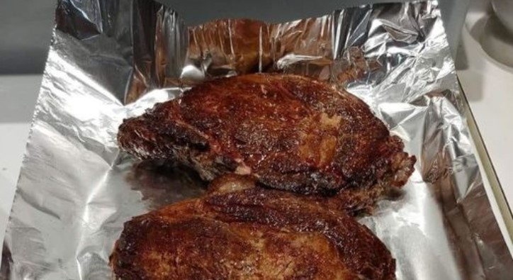 Rib Eye Steak With Garlic Butter Top Stories