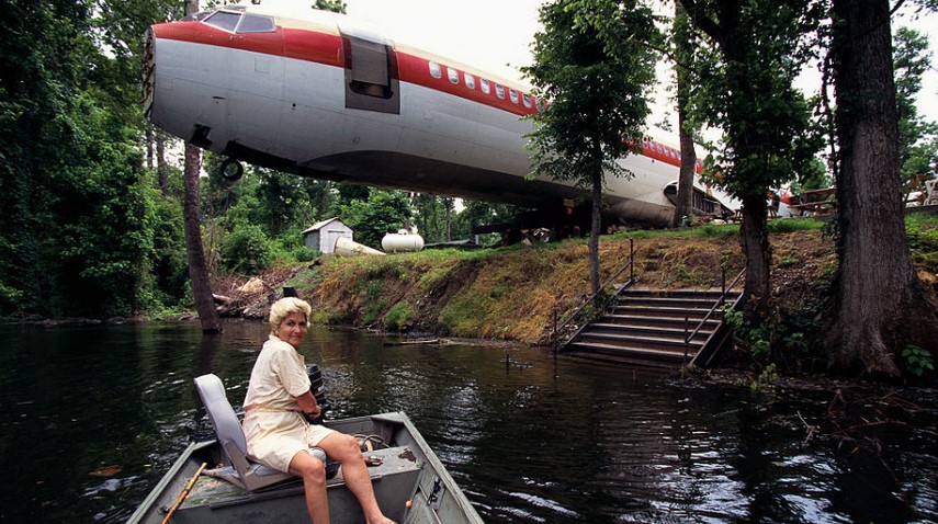 This Boeing 727 Turned Dream Home Is Just Plane Awesome - Top Stories