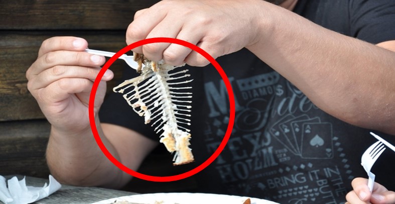 What You Should Immediately Eat When A Fish Bone Gets Stuck In Your ...